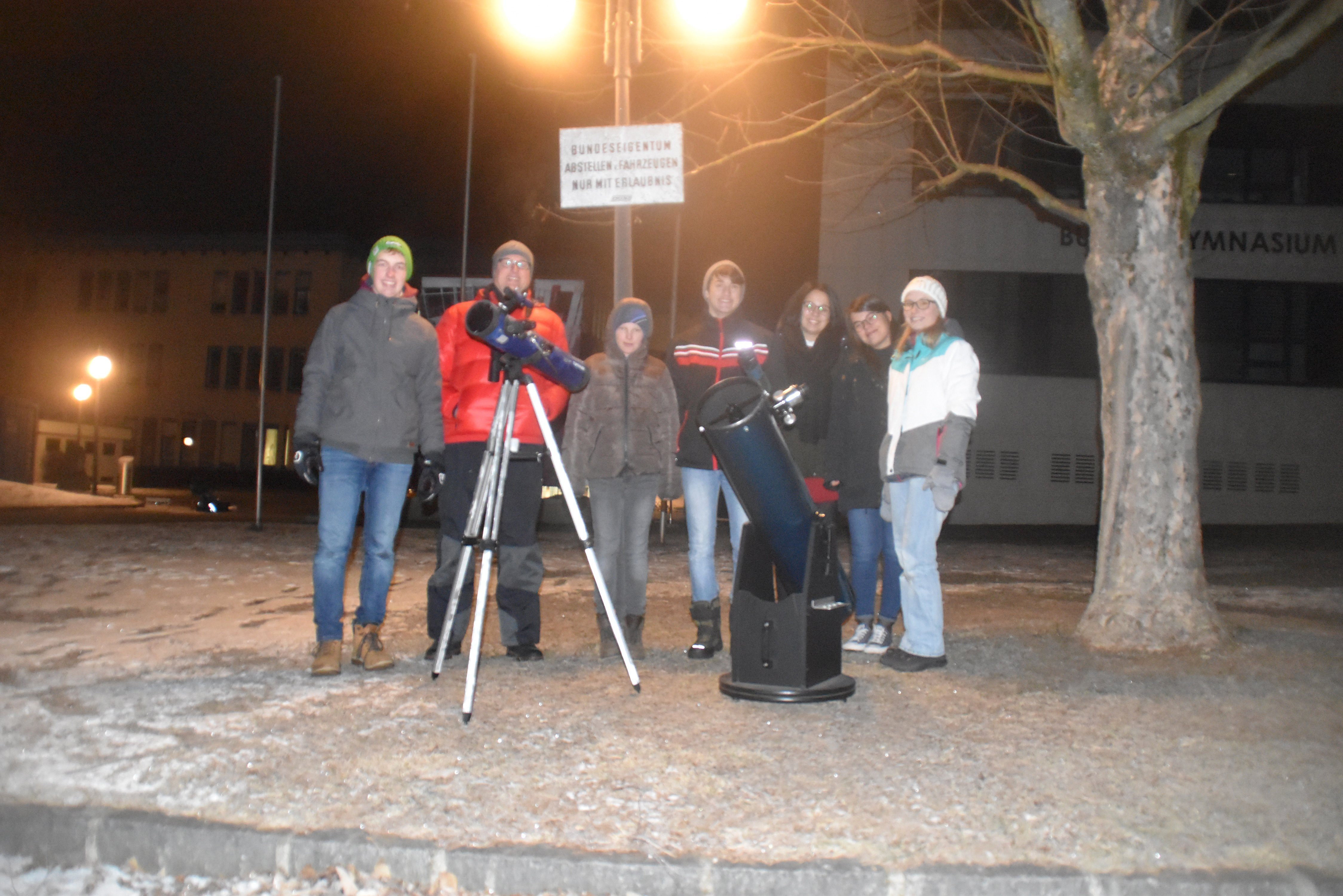 Beobachtung der totalen Mondfinsternis am 21.1.2019 vorm BRG Spittal ...